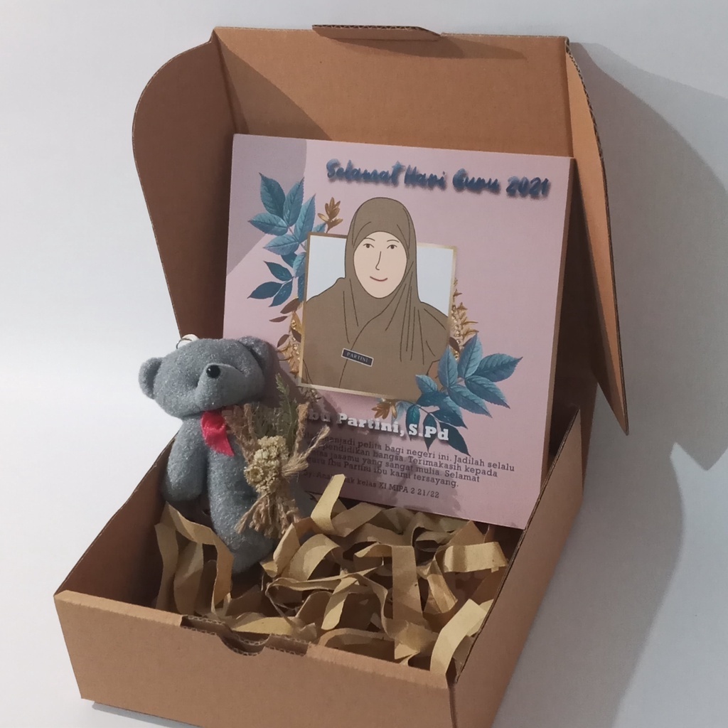 Jual GIFTBOX / HAMPERS LINE ART KAYU MDF 10x10 Cm & 15X15 Cm | Shopee ...