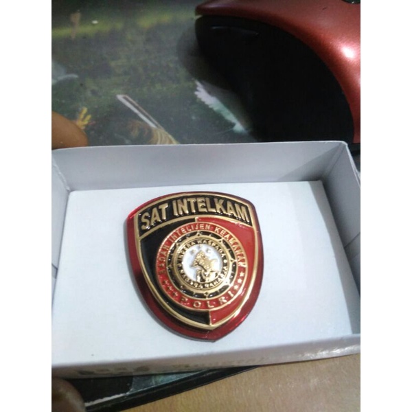 Jual pin sat intelkam magnet wing sat intelkam | Shopee Indonesia