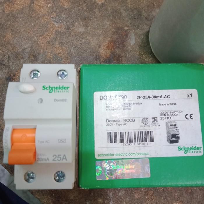 Jual ELCB/RCCB DOMAE 2P-25A-30mA-AC Schneider Mantap | Shopee Indonesia