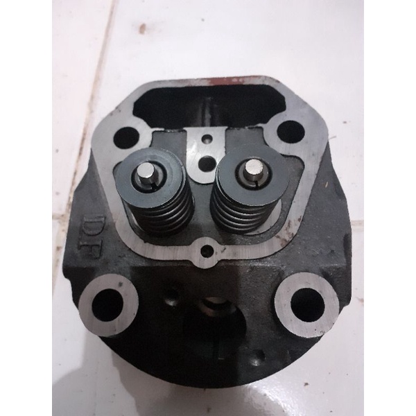 Jual cylinder head assy/deksel komplit mesin diesek komplit R 180(COAK) | Shopee Indonesia