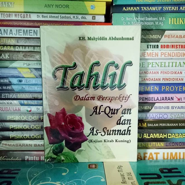 Jual TAHLIL DALAM PERSPEKTIF AL-QUR'AN DAN AS-SUNNAH - KH. Muhyiddin Abdusshomad | Shopee Indonesia