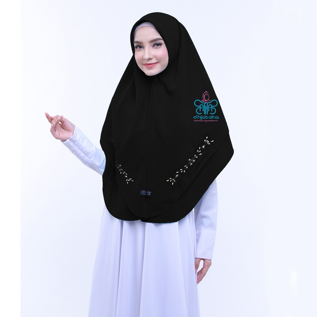 Jual Jilbab Segi Empat Instant Wolfis JET BLACK - Khimar Segi Empat ...