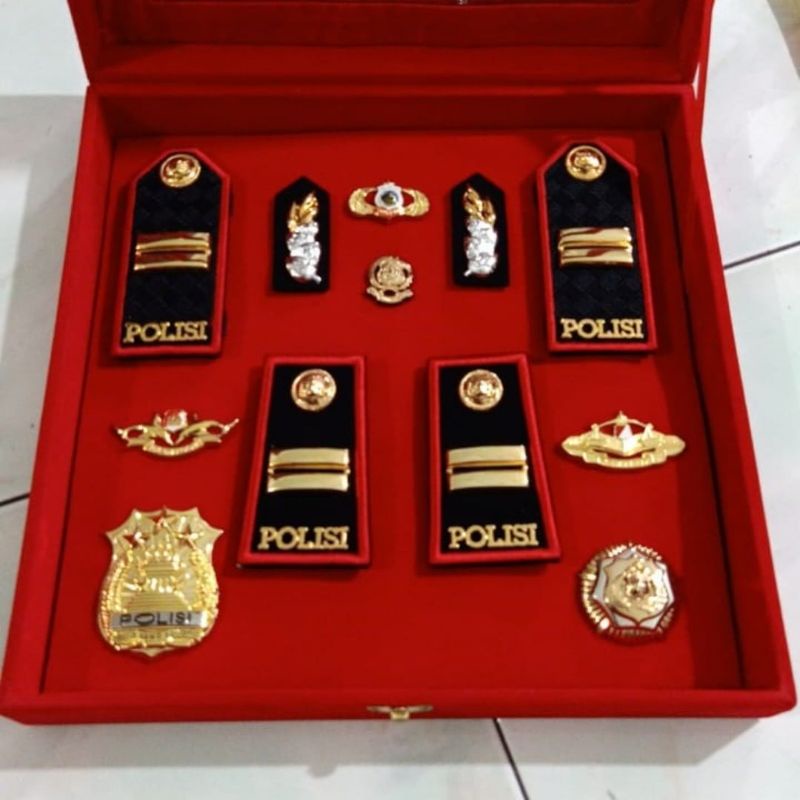 Jual PANGKAT SATU SET IPTU LIST MERAH | Shopee Indonesia
