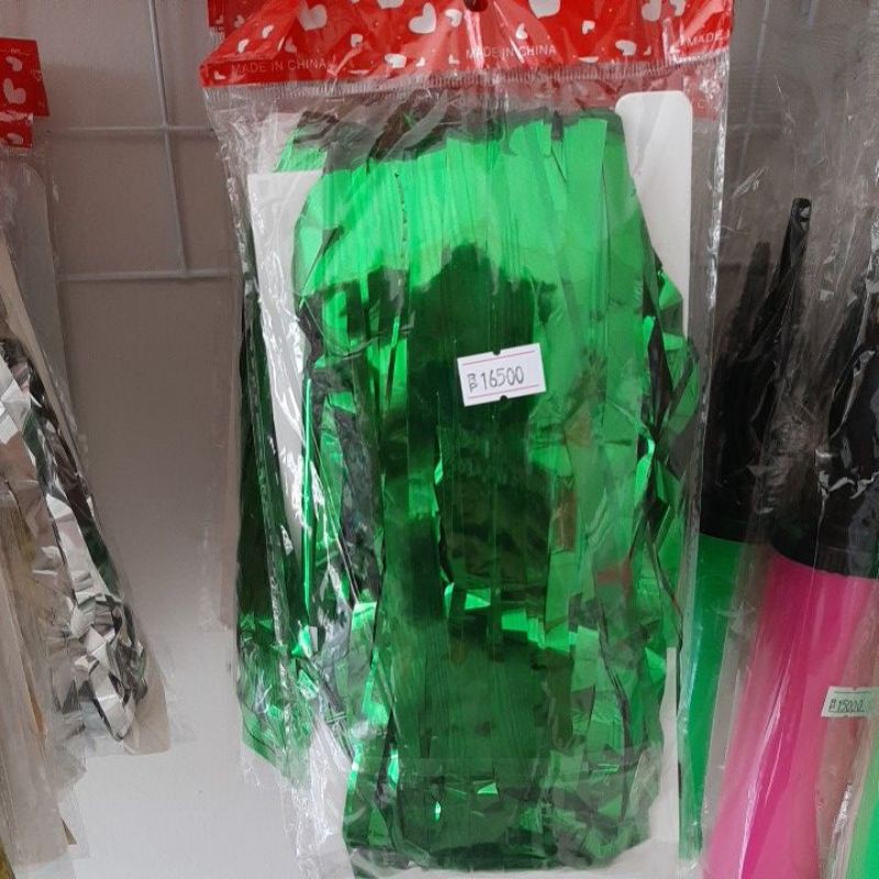 Jual Tirai Foil Backdrop Rumbai ukuran 1x2 meter Tirai merah Putih ...