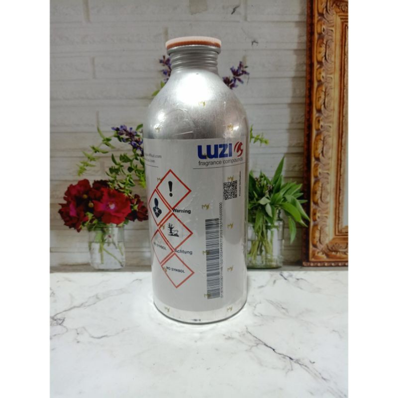 Jual BOTOL KALENG BEKAS PARFUM LUZI kemasan 500ml | Shopee Indonesia