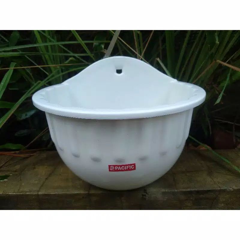 Jual Pot dinding tempel pasific putih / pot bunga / pot tanaman ...