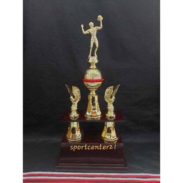 Jual PIALA 2 KAKI TROPHY VOLLY /PIALA BADMINTON/PIALA TENIS MEJA PATUNG ...