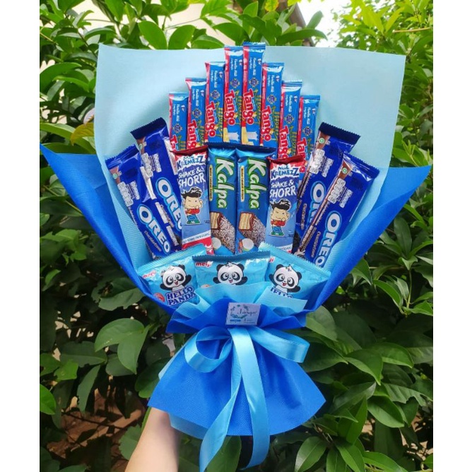Jual (S) BUKET SNACK BIRU CANTIK MEWAH ELEGAN HADIAH/paket/bingkisan ...