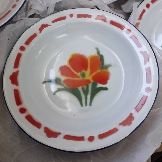 Jual Piring enamel piring seng jadul klasik 22 cm calypso | Shopee ...