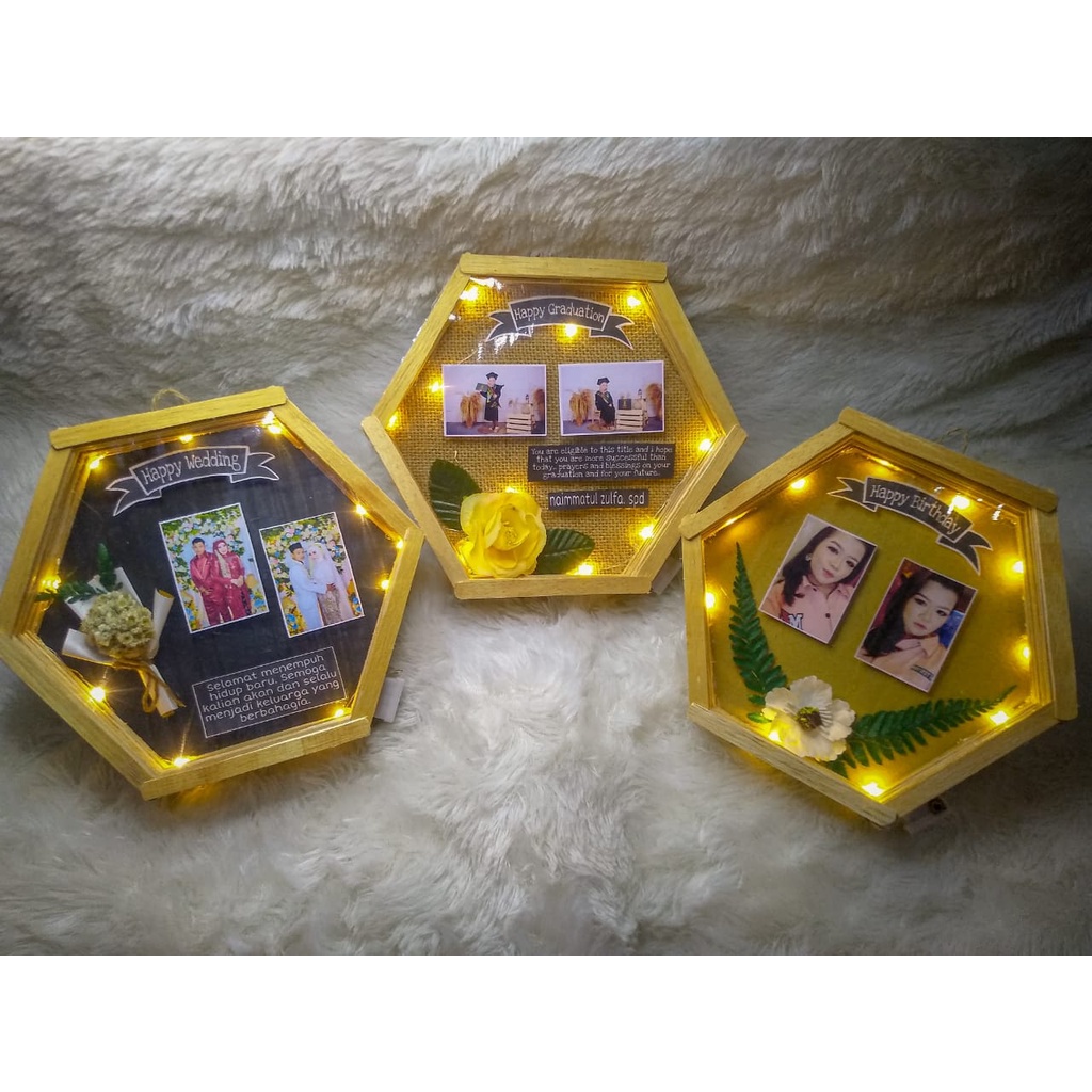 Jual GIFT BOX HAMPERS FRAME HEXAGONAL / Bingkai foto polaroid aesthetic flower in frame ...