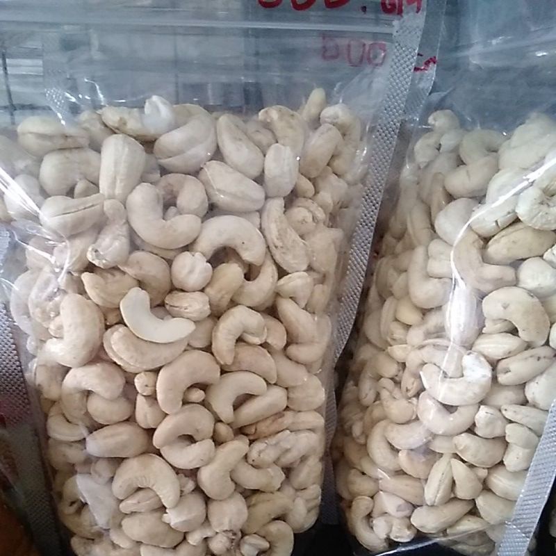 Jual kacang mede utuh superrrr 100gr dan 50gr mede | Shopee Indonesia