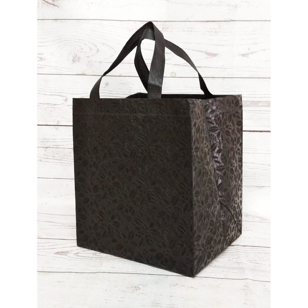 Jual Tas Syukuran Box Nasi 20x20 | Tas Hajatan Kotak Nasi | Tas Dus ...