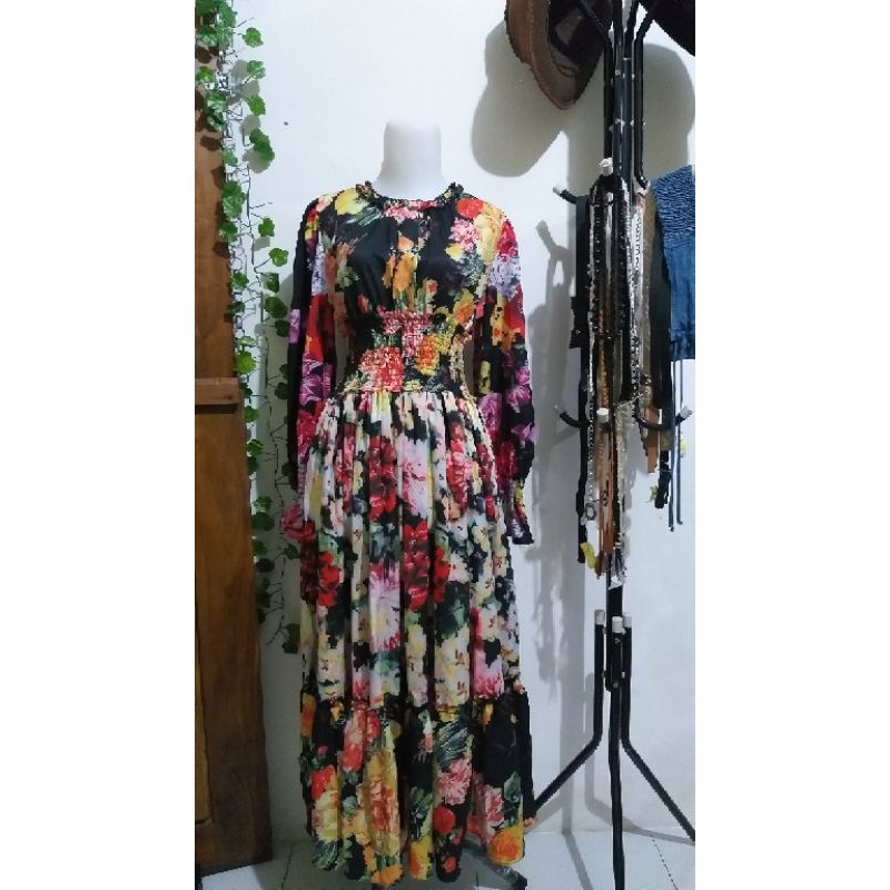 Jual NEW BANGKOK LONGDRESS HITAM BUNGA SMOKE | Shopee Indonesia
