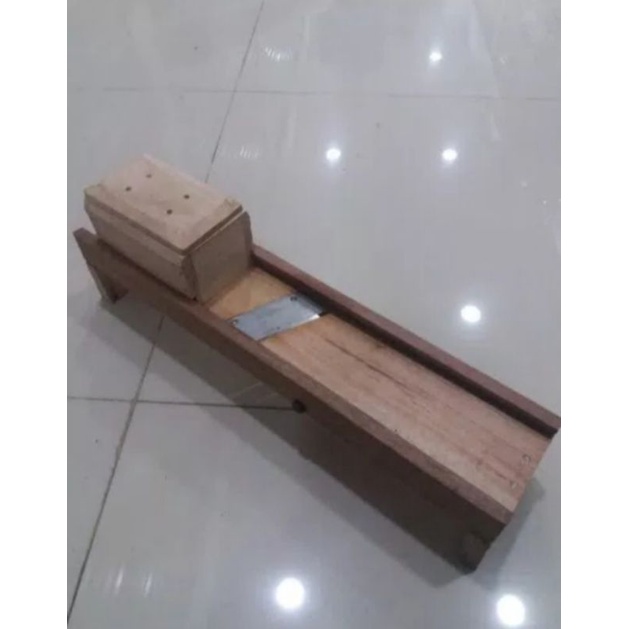 Jual parutan bawang parut pisang serut keripik serutan singkong alat ...