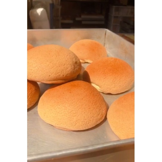 Jual Roti viral happy roti roti kopi, roti pizza, roti moon, roti sisir ...