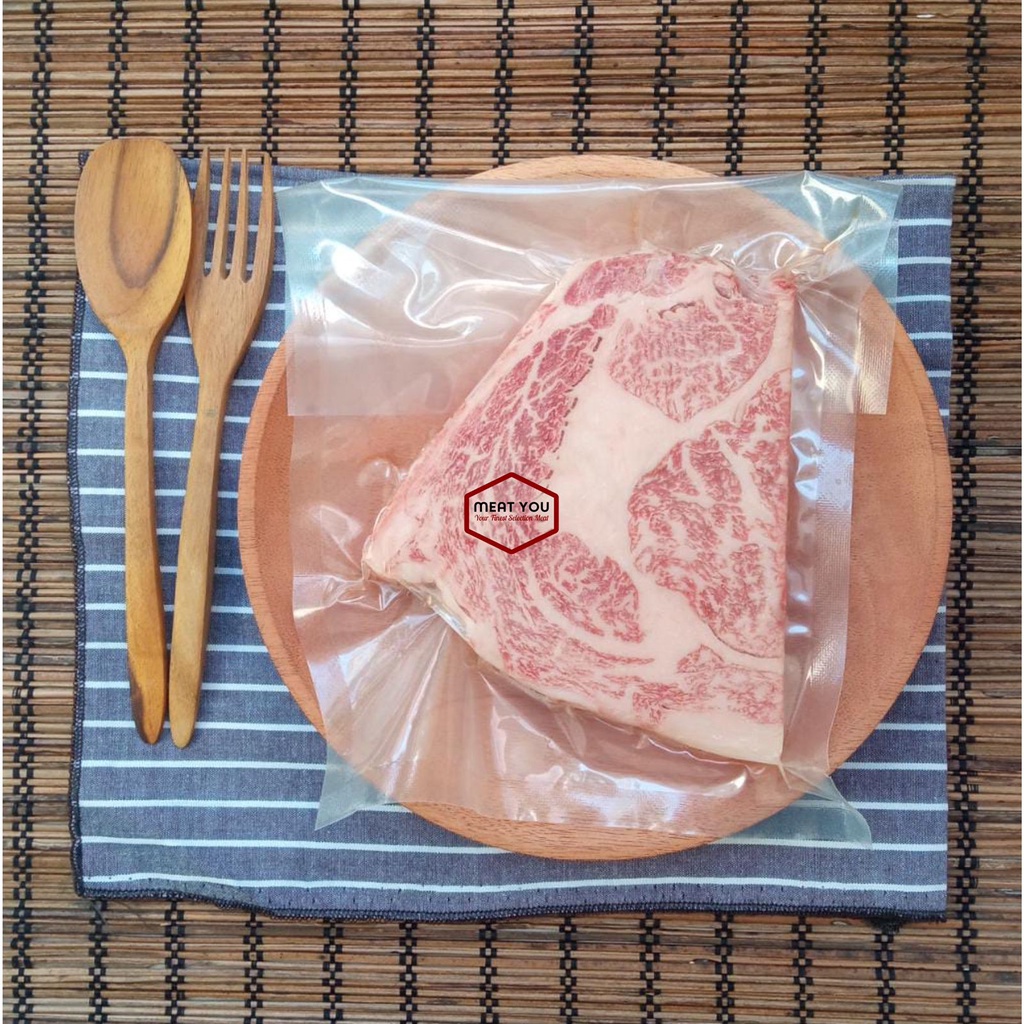 Jual MIYAZAKI STRIPLOIN WAGYU A5 JAPAN BEEF | Shopee Indonesia