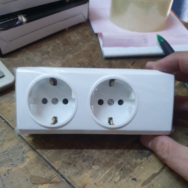 Jual STOP KONTAK STOPKONTAK 2LB 2LUBANG BROCO OB OUTBOW | Shopee Indonesia