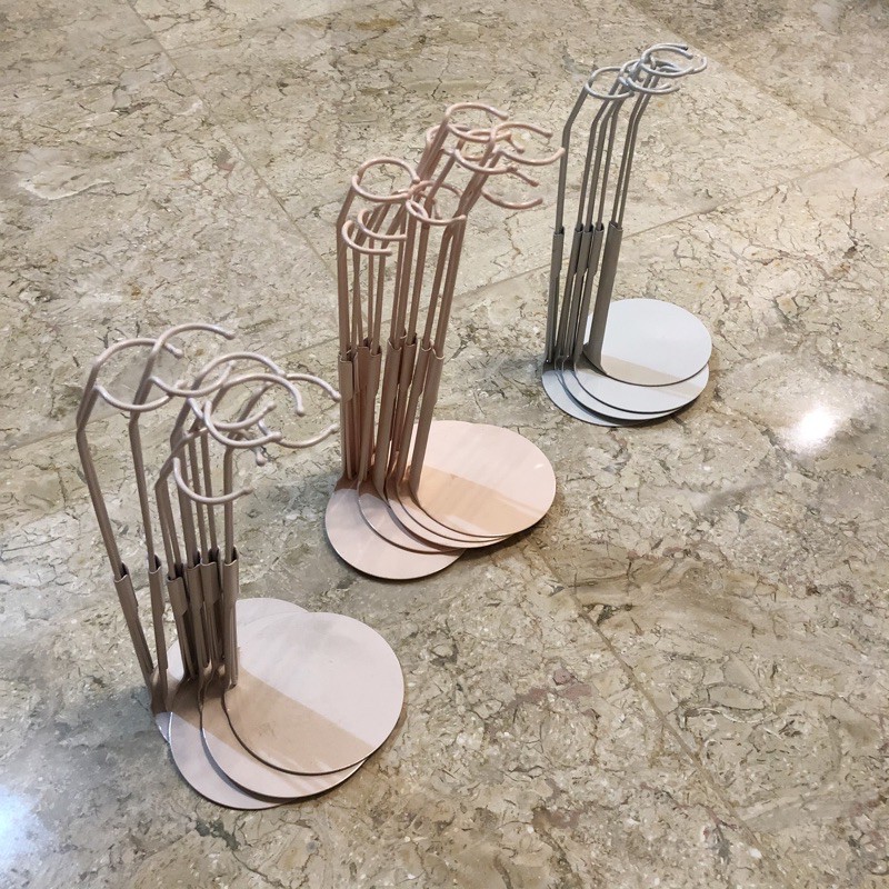 Jual Kaiser doll barbie stand 2201 | Shopee Indonesia