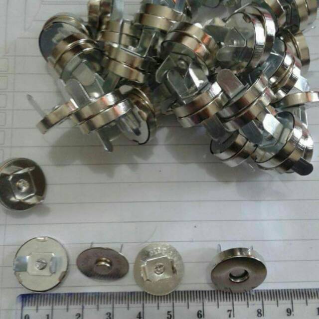 Jual Kancing magnet 12 set | Shopee Indonesia