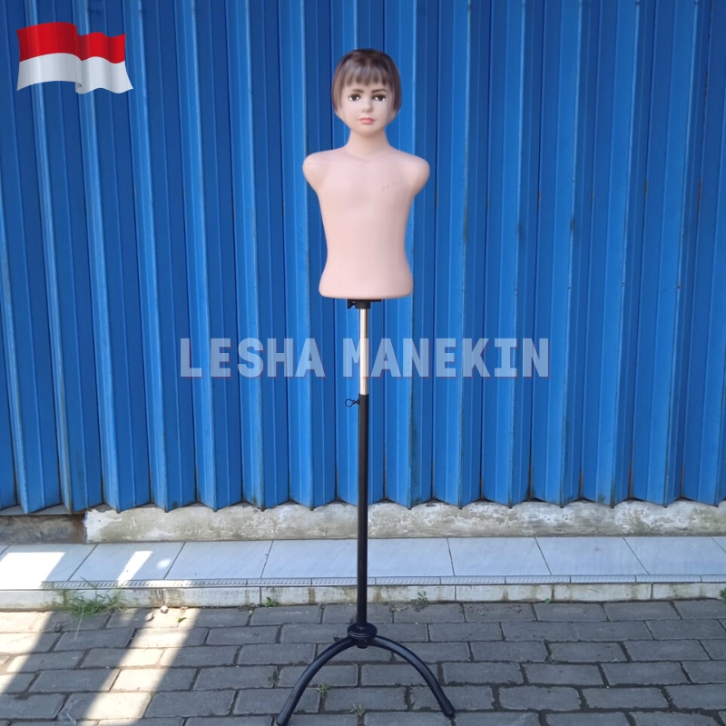 Jual Manekin Anak Rambut Bob Set Tiang - Patung Baju Anak Cewek Set ...