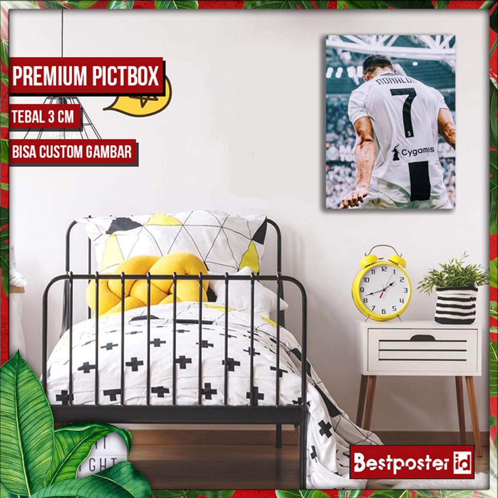 Jual Poster RONALDO Frame Kayu Tebal BOLA 039 | Shopee Indonesia