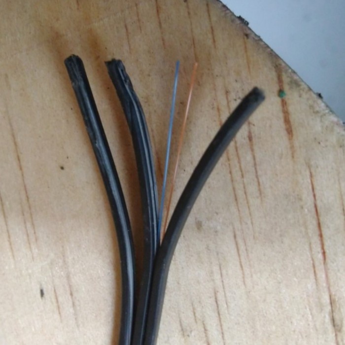 Jual Kabel FO 1Core 2Core FTTH Dropcore 1 2 4 Core Fiber Optik 1 3 ...