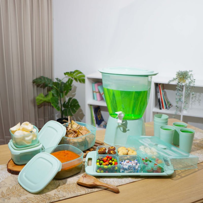 Jual Dispenser Air Minum Plastik Set 8L Bonus Gelas dan Food Storage ...