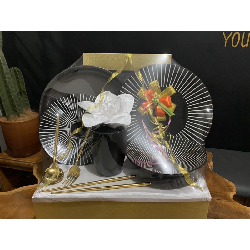 Jual PARSEL PARCEL HANTARAN LAMARAN NATAL HAMPERS Imlek LEBARAN PLATE ...