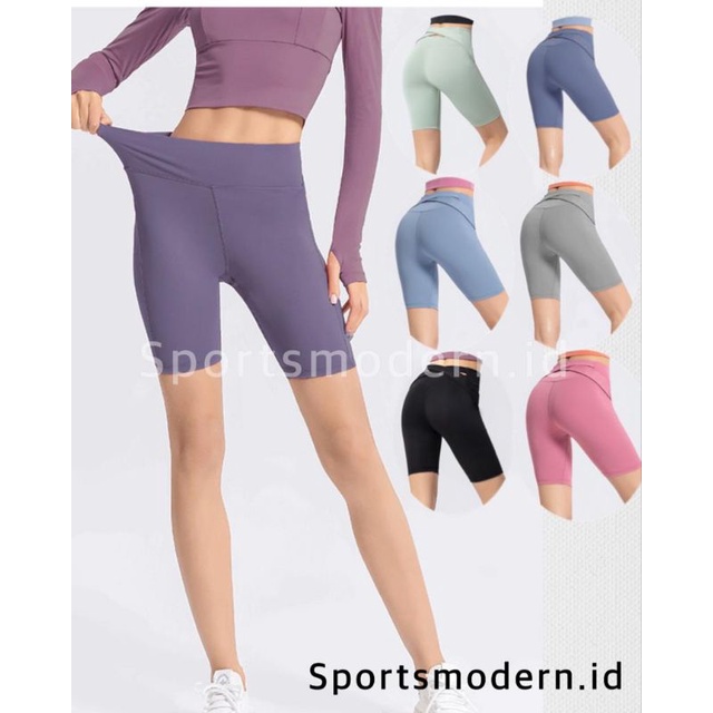 Jual Celana pendek olahraga wanita hotpants 3/4 (X BELAKANG) | Shopee Indonesia