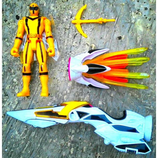 Jual Action figure ranger kuning magiranger bandai | Shopee Indonesia