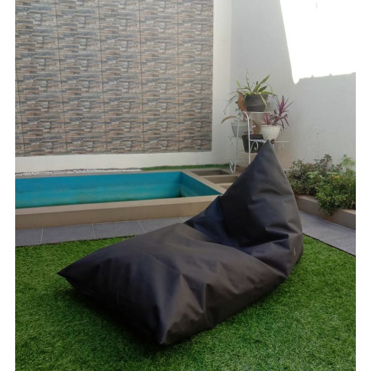 Jual Bean Bag Triangle Size Medium Sudah Komplit - Siap Pakai - Beanbag ...