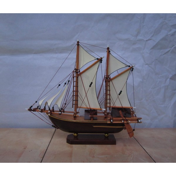Jual Miniatur Kapal Layar Pinisi Kecil | Souvenir Kado UNIK | Ultah ...
