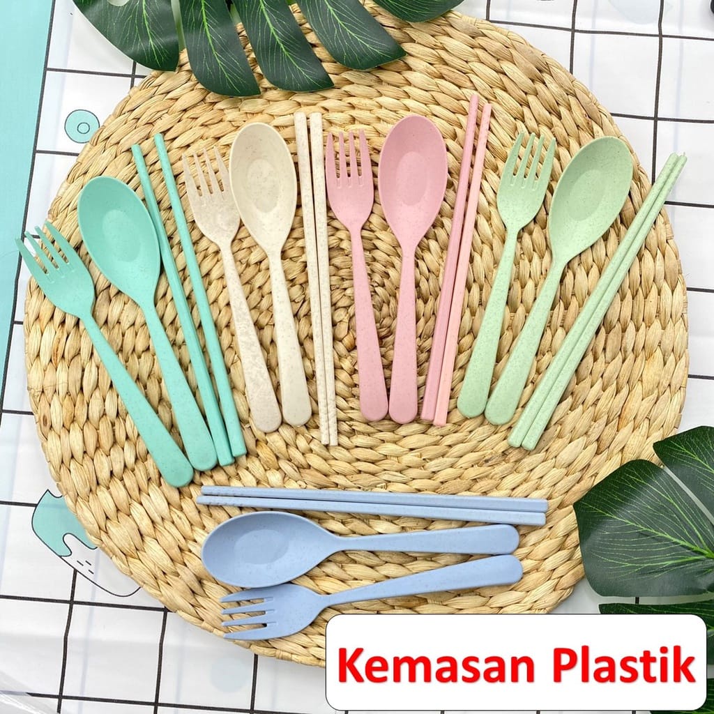 Jual Sendok Set Garpu Sumpit Free Box Sendok Set Bahan Jerami + Kotak ...