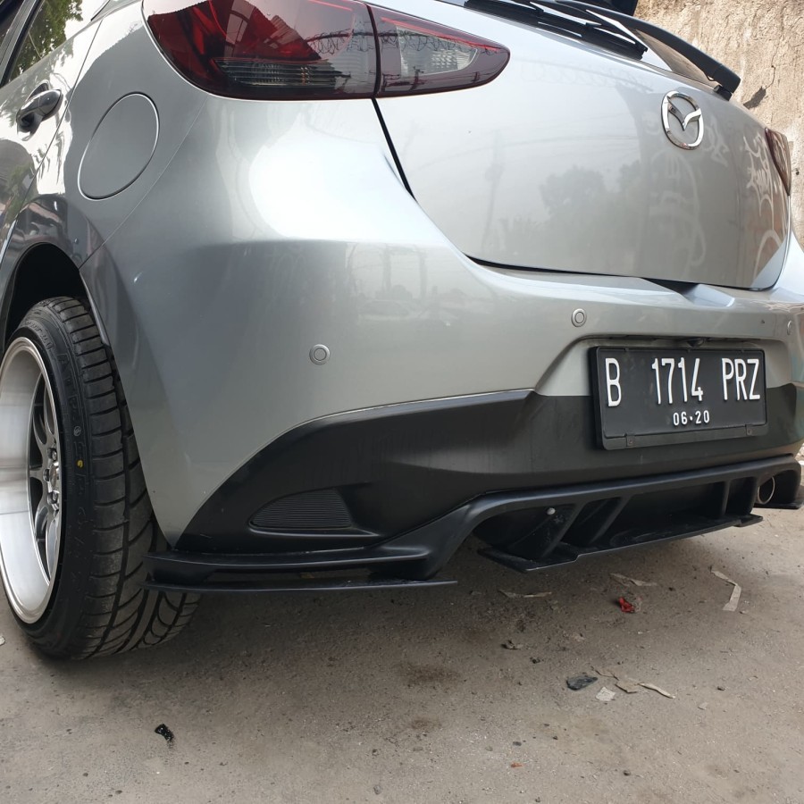 Jual Rear diffuser Mazda 2 skactiv / custom dual muffler | Shopee Indonesia
