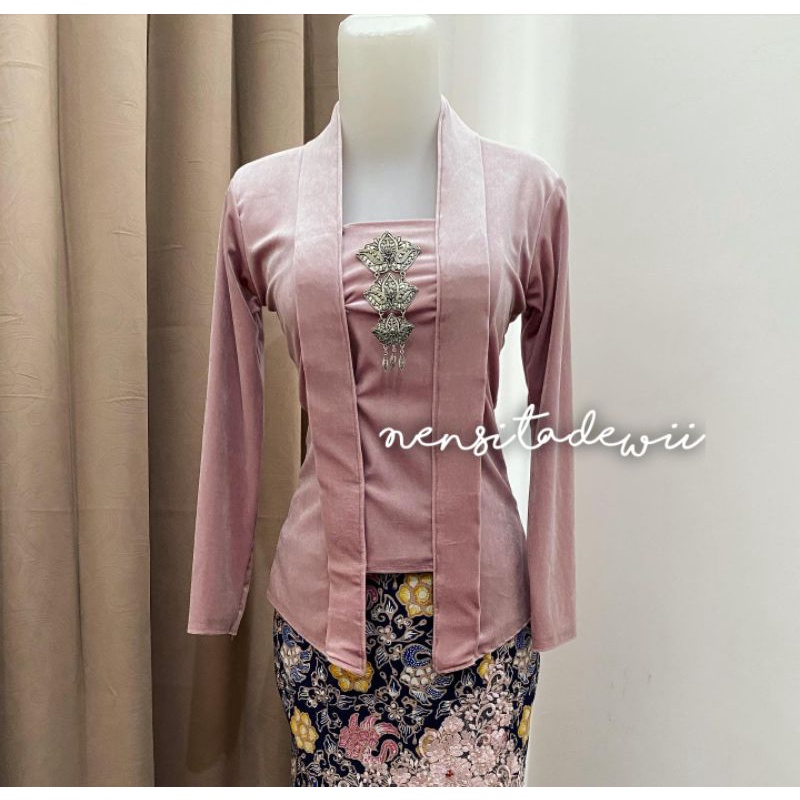 Jual Kebaya Cantik / Kebaya Bludru Kutubaru - Warna Rosegold | Shopee ...