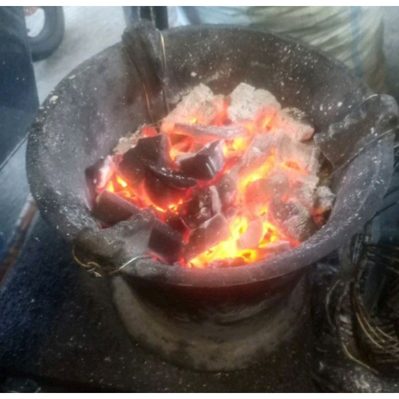 Jual Anglo Besi Tungku Besi Cor 26cm 28cm 30cm | Shopee Indonesia