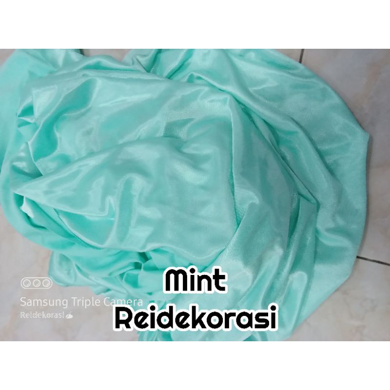 Jual TINGGI 3 METER x Lebar 1 BACKGROUND BACKDROP PILAMIN ABUTAI POLOS ...