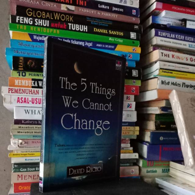 Jual The 5 Things we cannot change | Shopee Indonesia