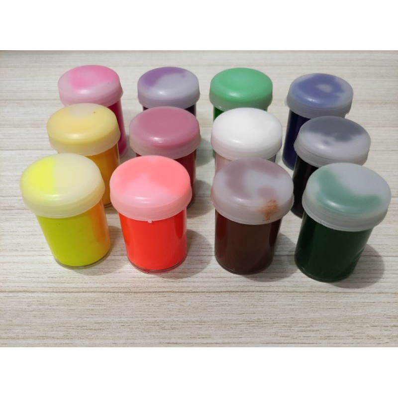 Jual cat poster | Shopee Indonesia