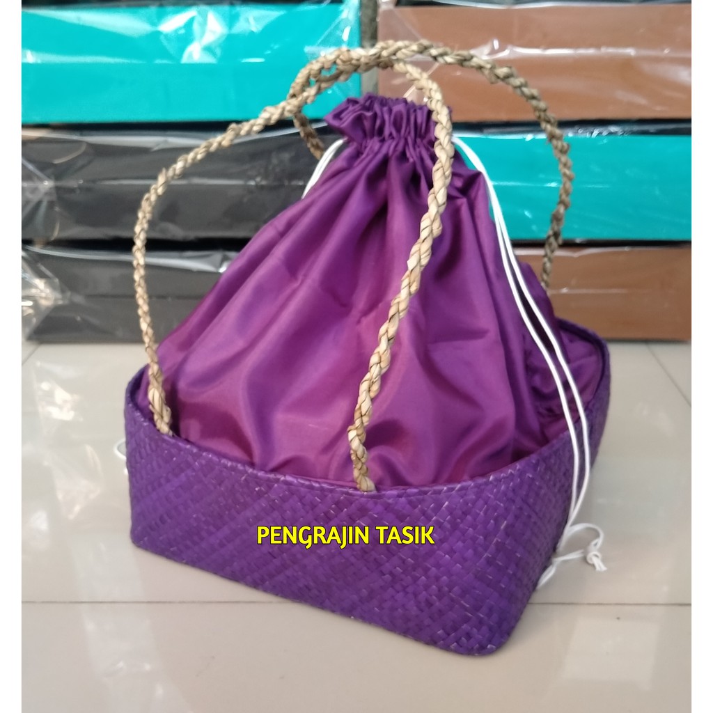 Jual Keranjang Parcel Anyaman Pandan Tas Parcel Model Kotak Keranjang ...