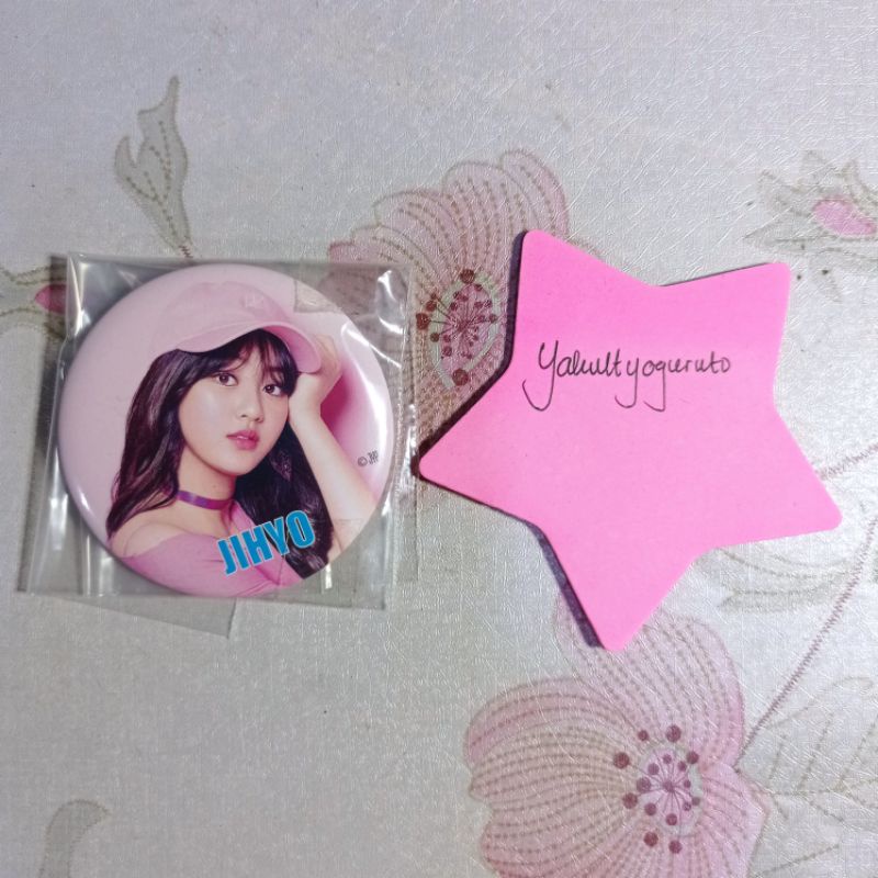 Jual Twice Twice Pin Jihyo Official Japan Shopee Indonesia