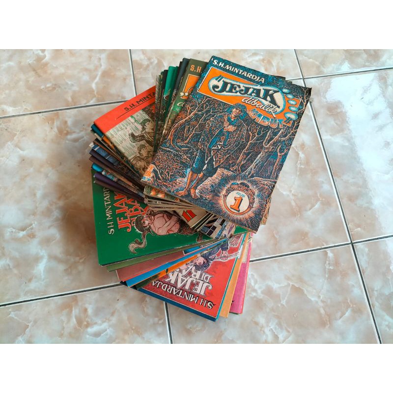 Jual Cersil Jejak Dibalik Kabut (Cet Pertama, Lengkap, Mulus), SH ...