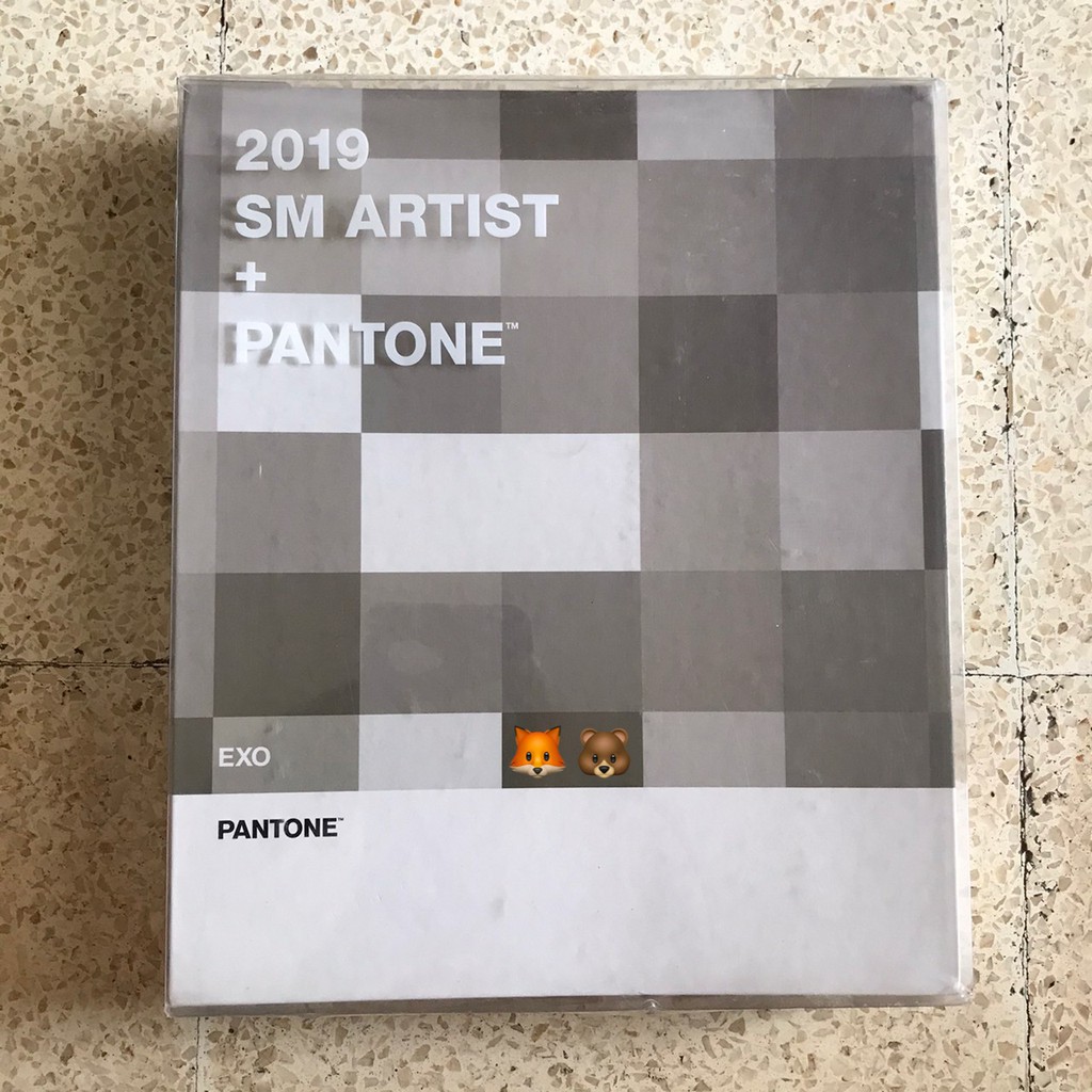 Jual Official Binder EXO Pantone (BONUS SLEEVE ULTRA PRO DAN BANTEX ...