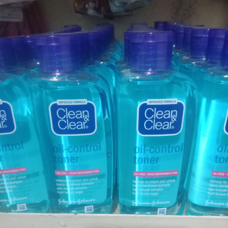 Jual Clean&Clear oil control toner 100 ml | Shopee Indonesia