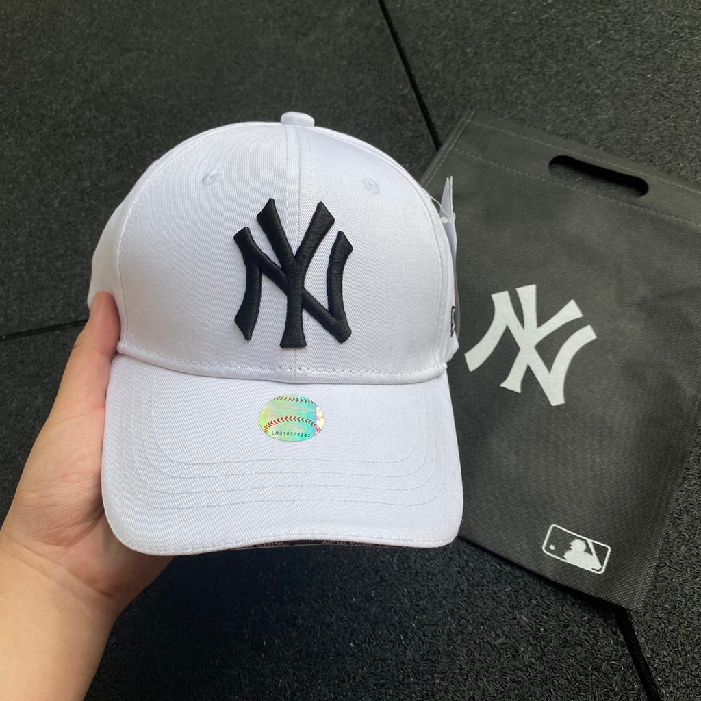 Jual MLB baseball cap NY Yankees (White) | Shopee Indonesia