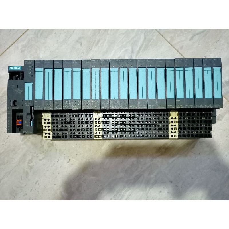 Jual siemens ET 200s / 1set ET 200 S terdiri dari interface module + Digital input +Digital ...
