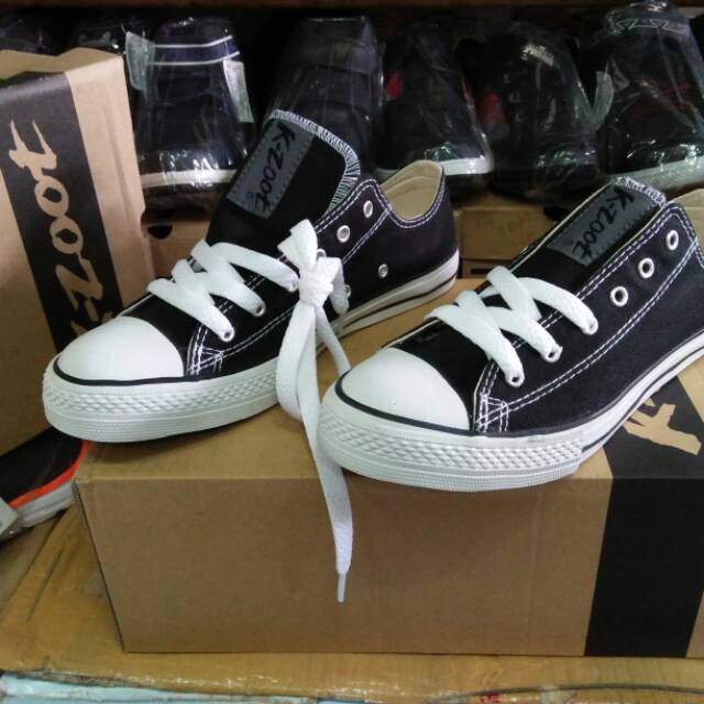 Jual Sepatu Merk K-Zoot Alonzo Original-Sepatu sekolah pendek hitam ...