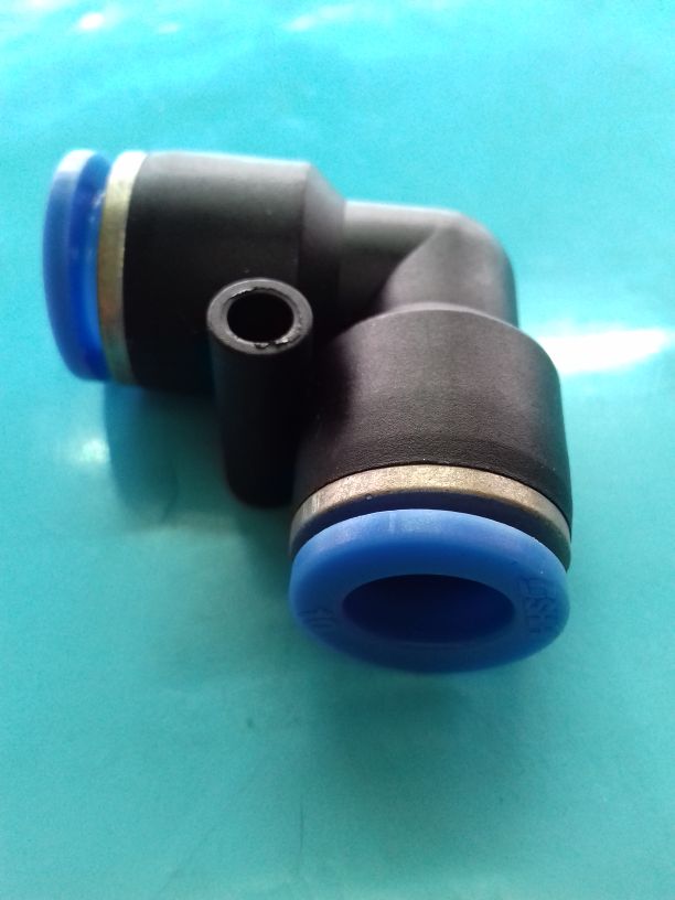 Jual NEPLE / FITING L SELANG PU 6 MM | Shopee Indonesia