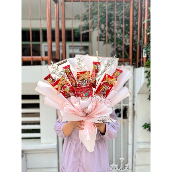 Jual SNACK BOUQUET MEDIUM SIZE - Buket Snack Bouquet Snack Florist ...