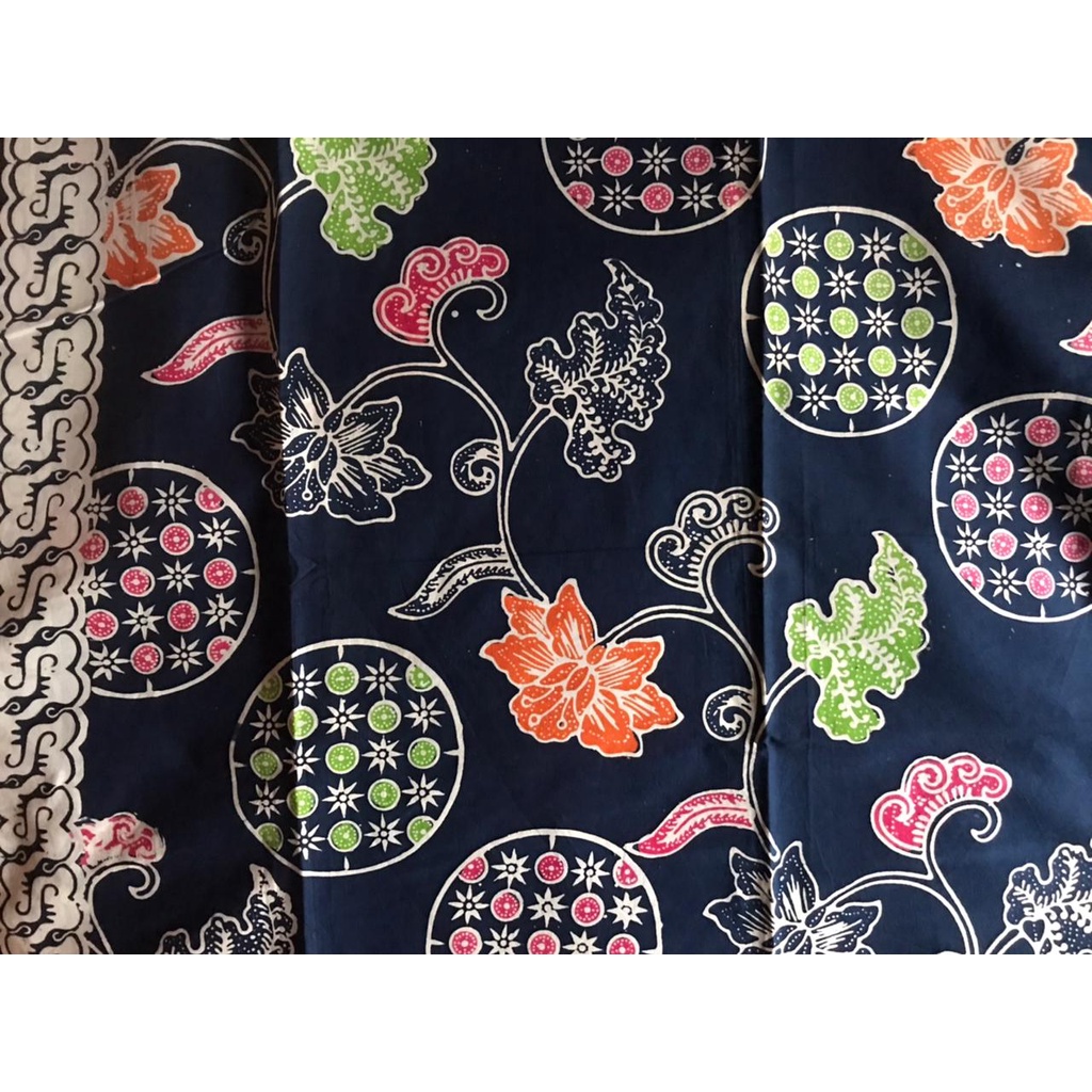 Jual Batik Kontemporer Motif Piringan Bunga Navy (Cap Colet) | Shopee ...